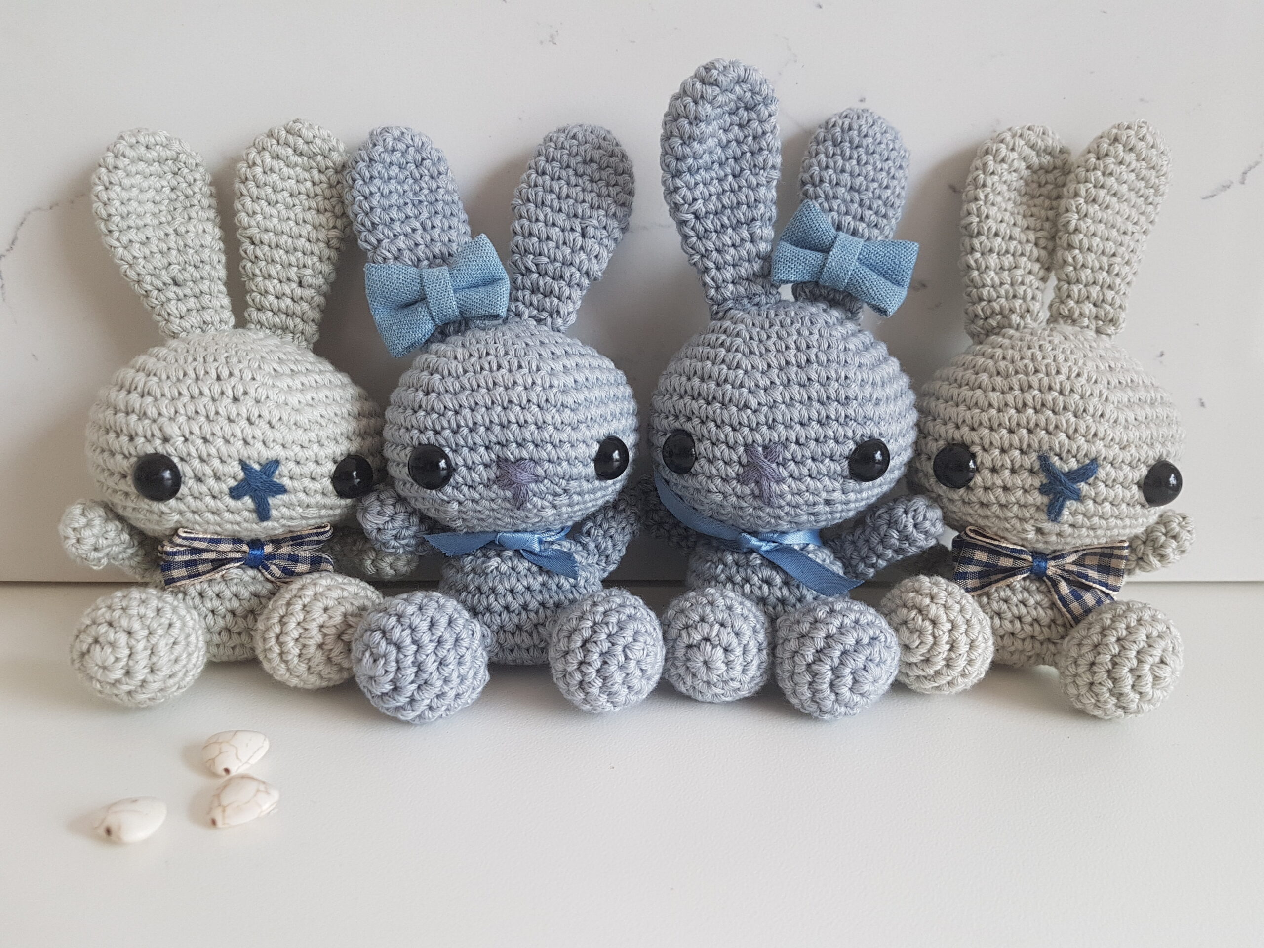 Crochet cuddle bunny - Roots for Gifts